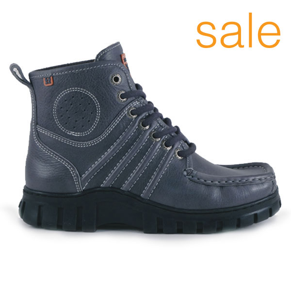 Goedkope schoenen in de outlet van MAG
