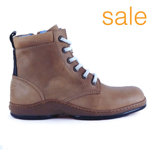 Goedkope schoenen in de outlet van MAG