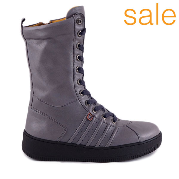 Goedkope schoenen in de outlet van MAG